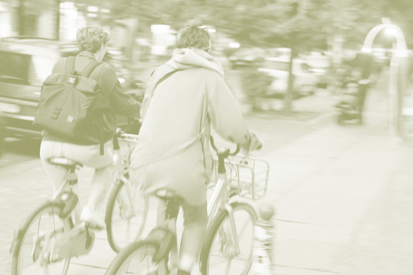 Effizienter Personenverkehr: Software, Hardware & Lösungen | Dilax